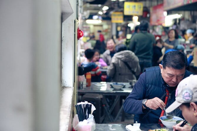 Night Market Food Tour in Keelung - Authenticity and Personal Touches