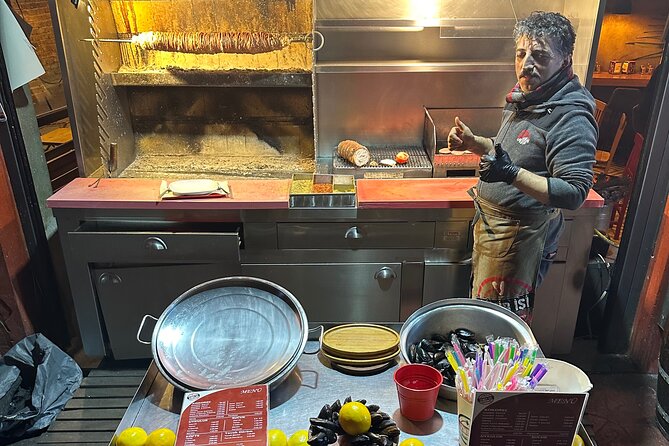 Night & Street Food Tour - Authenticity and Value