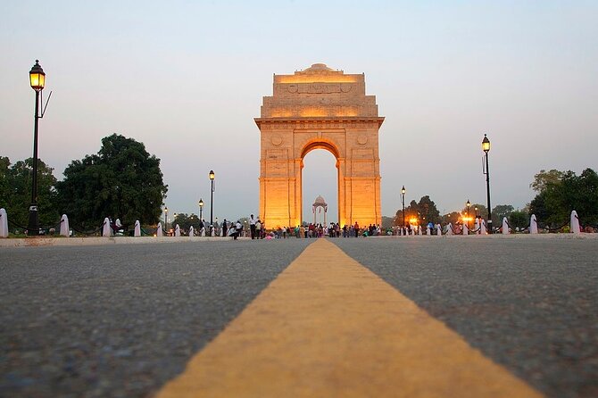 Night view Delhi Tour by AC Car From Delhi - FAQ
