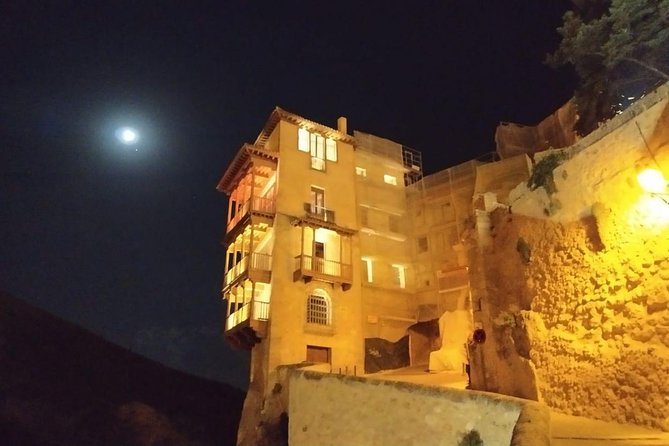 Night Walking Tour of Medieval Cuenca - Accessibility and Participation