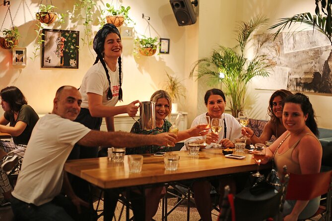 Nightlife Athens Tour inc. rooftops, tastings & 3 drinks - FAQ