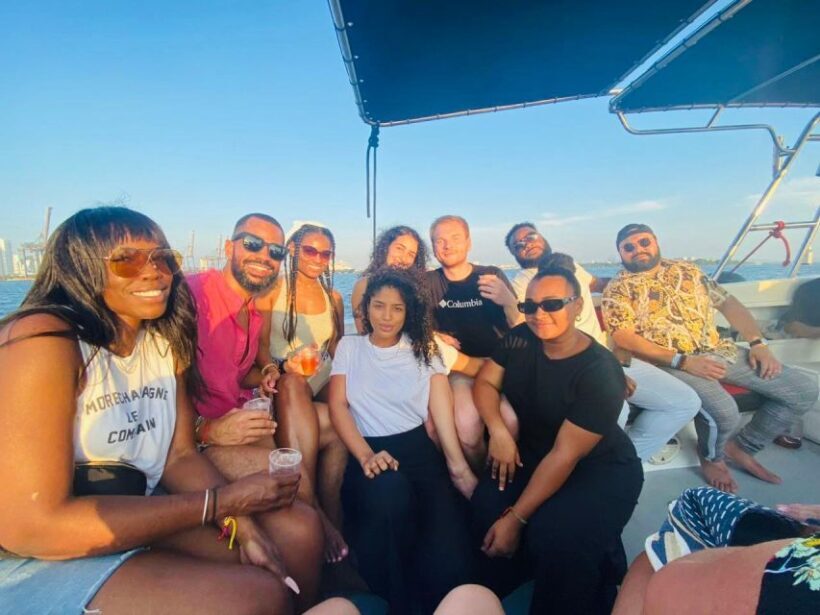Nightlife: sunset boat party + tour of the old town - An In-Depth Look at the Tour Experience