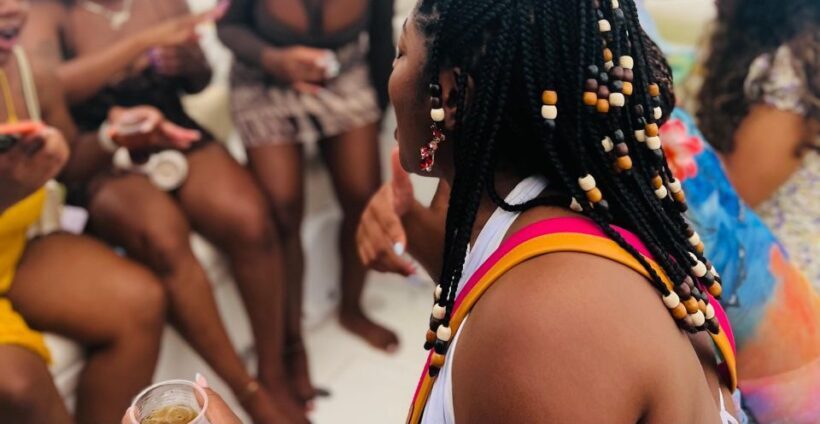 Nightlife: sunset boat party + tour of the old town - Who Should Consider This Tour