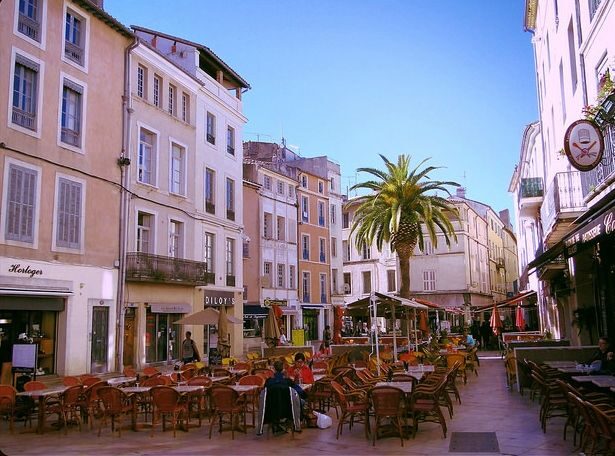Nimes: Private Walking Tour of the Historical Center - FAQ