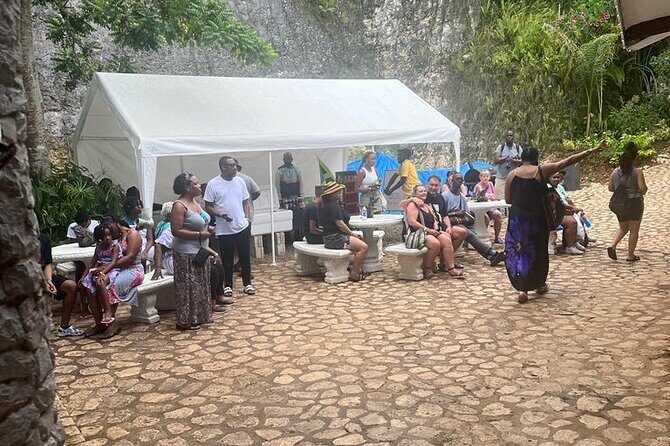Nine Mile Reggae & History Guided Tour to Bob Marley's Birthplace - Pricing and Overall Value