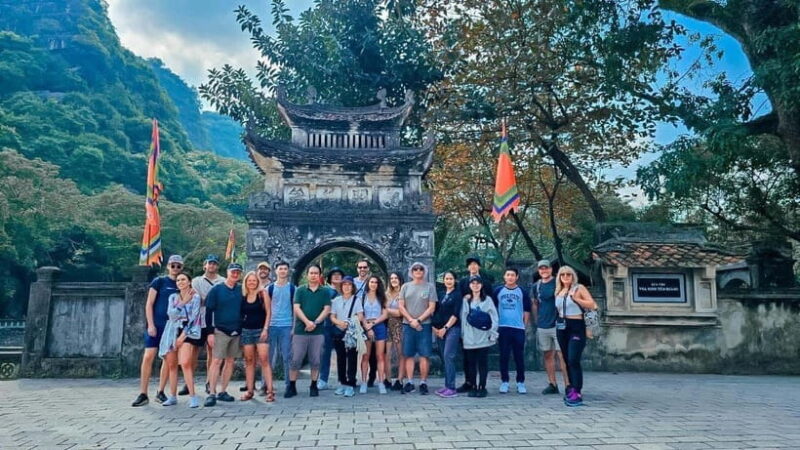 Ninh Binh 1 Day with Tam Coc, Hoa Lu, and Mua Cave, Buffet - Authentic Experiences and Authenticity