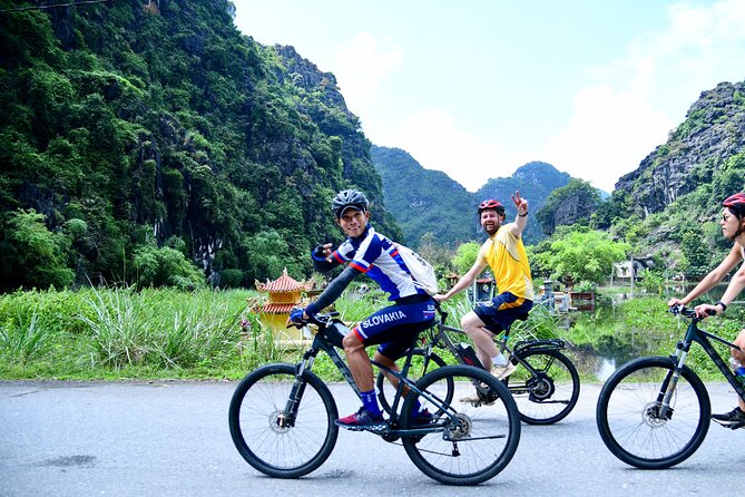 Ninh Binh 2 days 1 night Tour from Hanoi (Small Group of 9) - Who Should Consider This Tour?