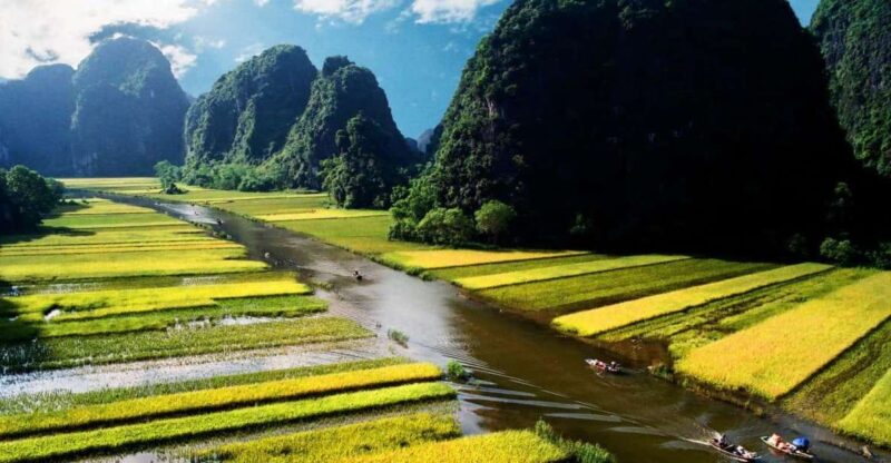 Ninh Binh 2 Days 1 Nights Small Group Of 9 Tour From Hanoi - Exploring the Ninh Binh Two-Day Small Group Tour from Hanoi