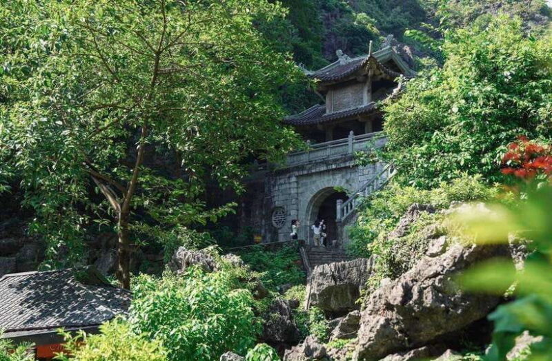 Ninh Binh daily tour (HOA LU TRANG AN MUA CAVE) - What Travelers Say