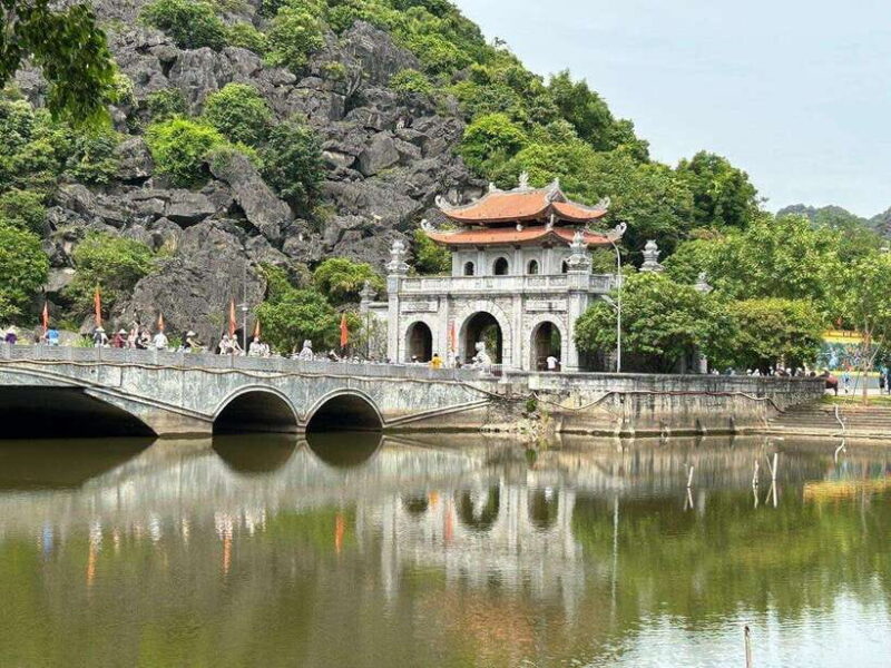 Ninh Binh Day Trip with Transfer, Lunch, Ticket and Cycle - Frequently Asked Questions