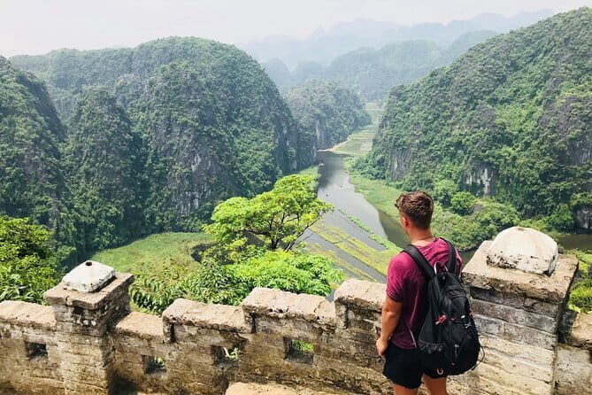 Ninh Binh Full Day Tour with Hoa Lu, Tam Coc and Mua Cave - Lunch and Local Flavor