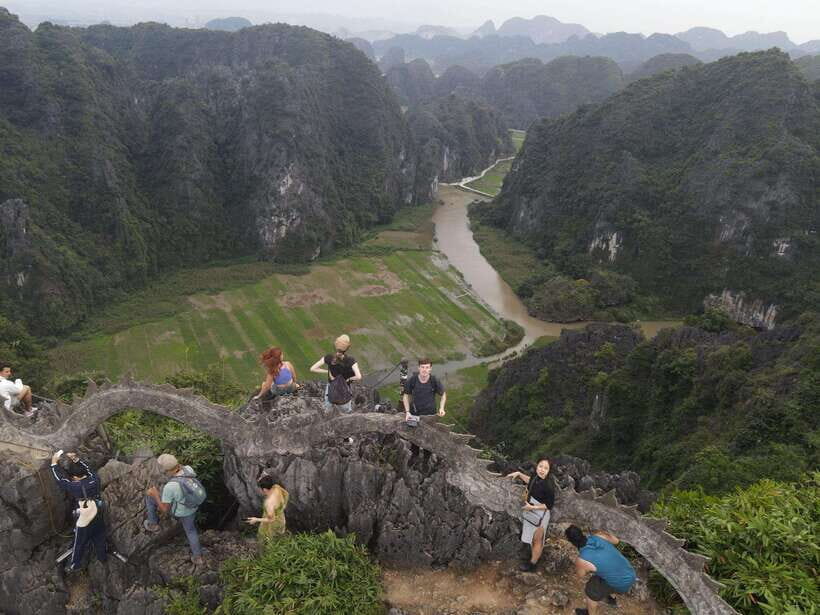 Ninh Binh: Highlights Luxury Small Group Day Tour - Mua Cave: Climb for the Views
