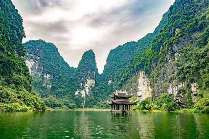 Ninh Binh: Hoa Lu Mua Cave Trang An on Limousine and Cycling - What Makes This Tour Stand Out?
