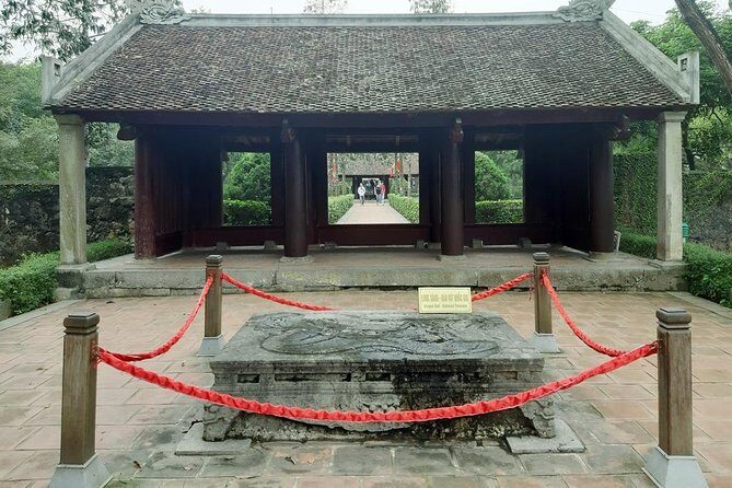 Ninh Binh - Hoa Lu - Tam Coc - Mua cave Day Trip: Hiking, boat trip, Bike, lunch - The Journey Begins: Pickup and Transportation