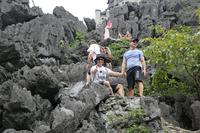 Ninh Binh - Hoa Lu - Tam Coc - Mua cave Day Trip: Hiking, boat trip, Bike, lunch - A Taste of Local Life