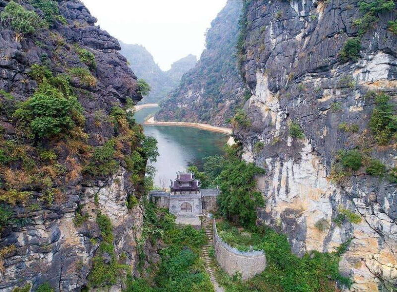 Ninh Binh: Hoa Lu, Trang An, and Mua Cave Day Tour - Who Should Consider This Tour?