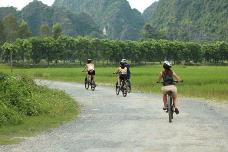 Ninh Binh: Hoa Lu  Trang An - Cycling & Boat Group Tour - Introduction: What’s on Offer