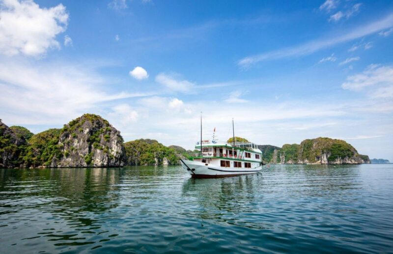 Ninh Binh: Lan Ha Bay cozy cruises- bike tour, kayak, meals - FAQ