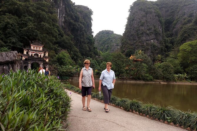 Ninh Binh Luxury Day Tour by Limousine- Small Group- All included - Potential Drawbacks and Considerations