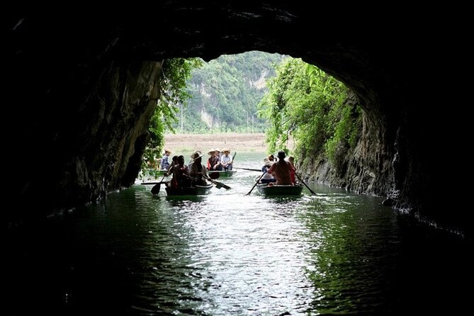Ninh Binh Tour: Deluxe & Small Group Tam Coc Hoa Lu - Boat, Biking, Buffet Lunch - Authentic Experiences and Valuable Details from Reviews