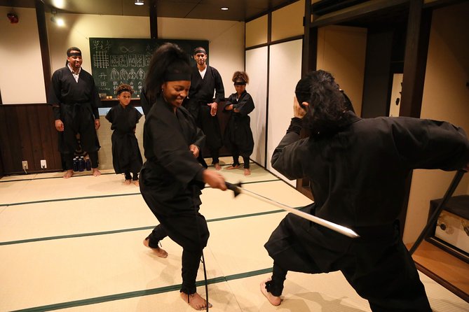 Ninja Hands-On 1-Hour Lesson in English at Kyoto - Entry Level - Mastering Ninja Techniques