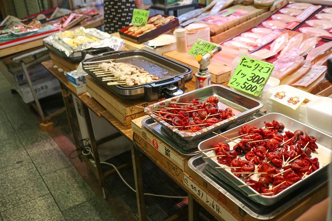 Nishiki Market Brunch Walking Food Tour - Sampling the Local Cuisine
