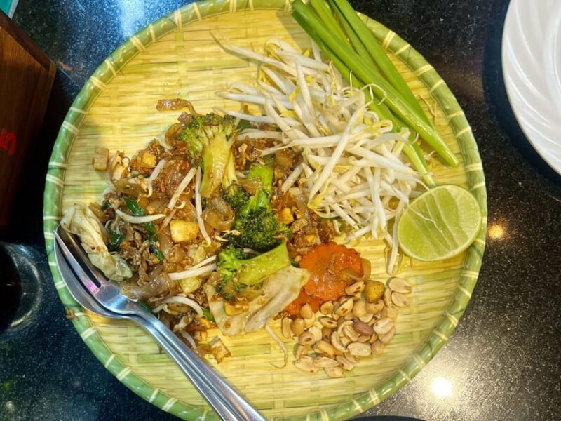 No Diet Club - Local food tour in Bangkok with many tastings - FAQ about the No Diet Club Bangkok Food Tour