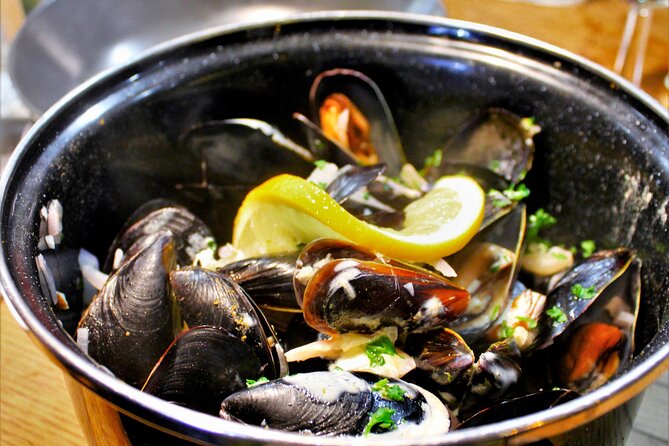 NO DIET CLUB - Unique Food Tour in Bordeaux ! - Tour Experience