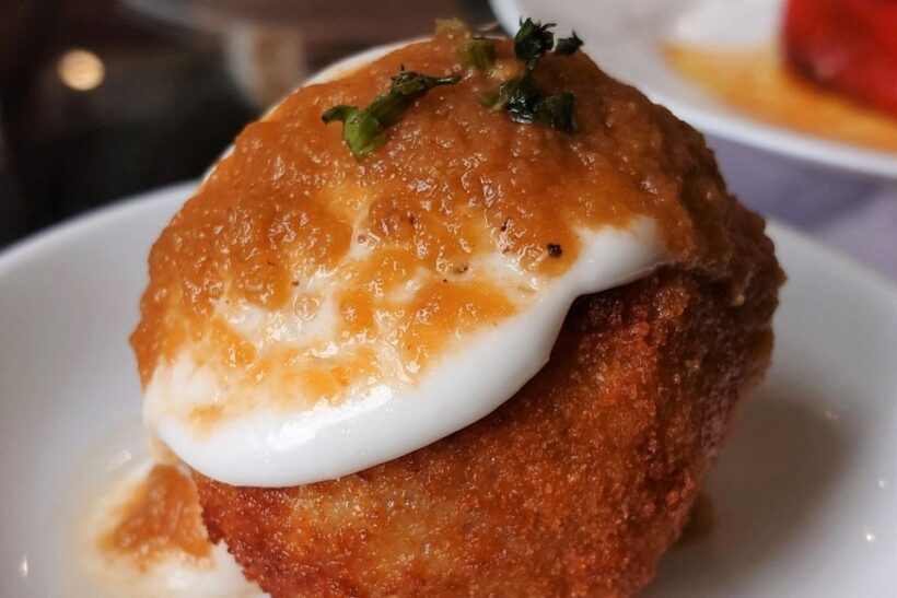 No Diet Club - Unique local food in Barcelona - The Itinerary: A Mix of Flavors and Neighborhoods