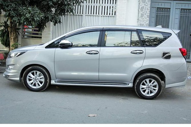 Noi Bai Airport Pick-up (Private Airport ride to Hotels in Hanoi) - Who Will Appreciate This Service?