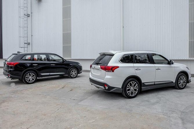 Noi Bai airport to Ha Noi city transfer by private car - The Sum Up