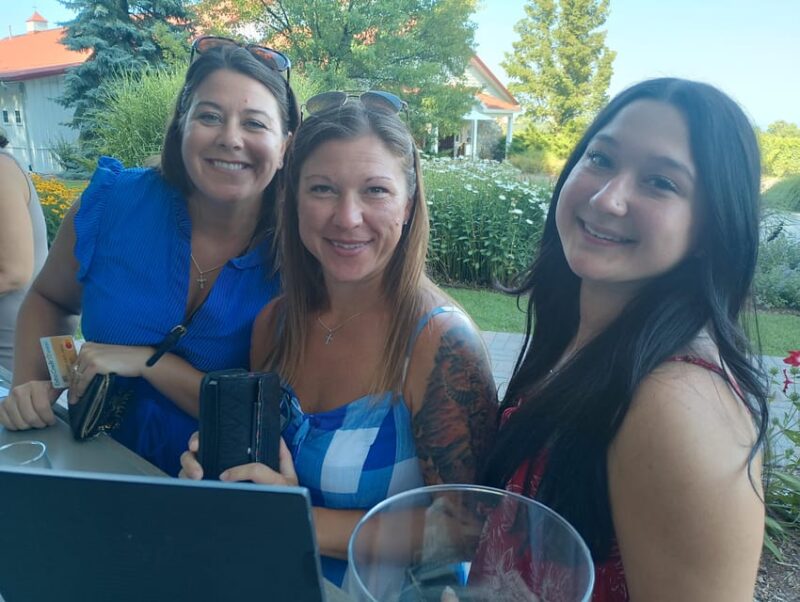 NON BUS Traverse City Old Mission Peninsula 4 Winery Tour - Final Thoughts: Who Is This Tour Best For?