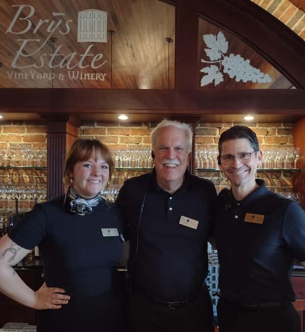 NON BUS VIP Cadillac Escalade Old Mission Traverse Wine Tour - Pricing and Value