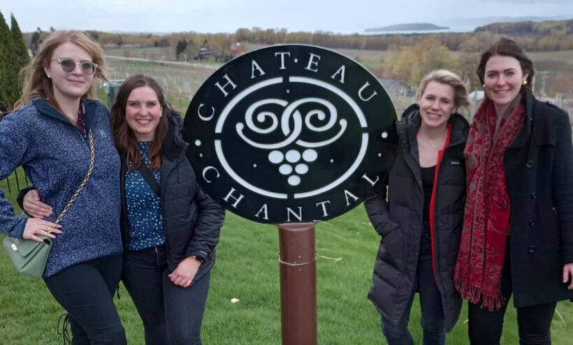 NON BUS White Wine Lover Old Mission Traverse City Wine Tour - Key Points