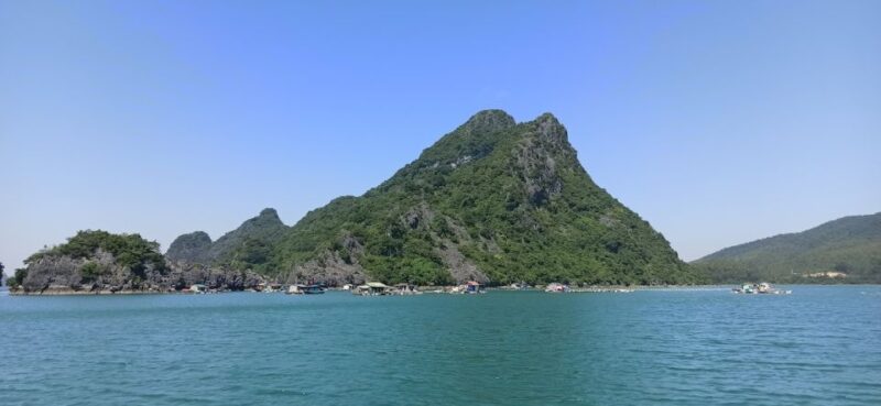 Nontouristy Bai Tu Long day cruise from Hanoi - Key Points