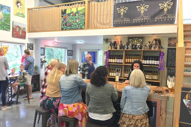 Noosa Hinterland Tour with Lunch, Wine & Cheese Tasting & more - Exploring the Noosa Hinterland: A Comprehensive Review of the Noosa & Sunshine Coast Tour