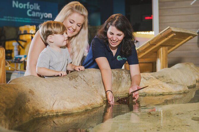 Norfolk's Combo Tickets - Virginia Zoo & Battleship Wisconsin - What the Reviews Say