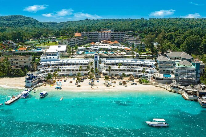 Norman Manley International Airport Kingston to Ocho Rios Hotels - FAQs