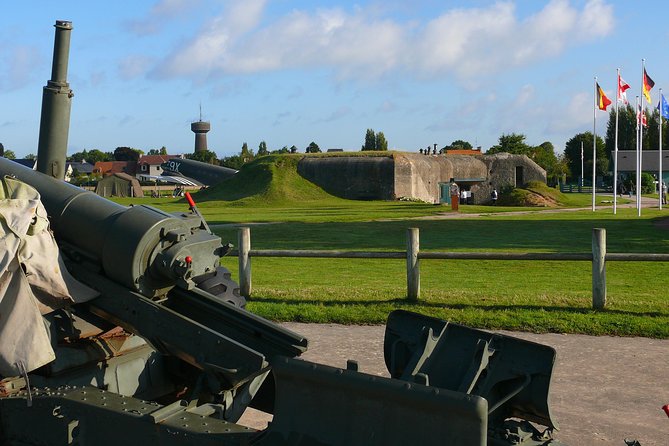 Normandy Battlefields Tour - Sword Beach and the British Airborne Sector (B2) - Visiting Sword Beach