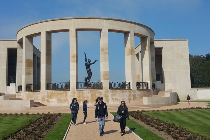 Normandy D-Day Landing Beaches Private Day Trip From Paris - Colleville-sur-Mer: Visiting the American Cemetery