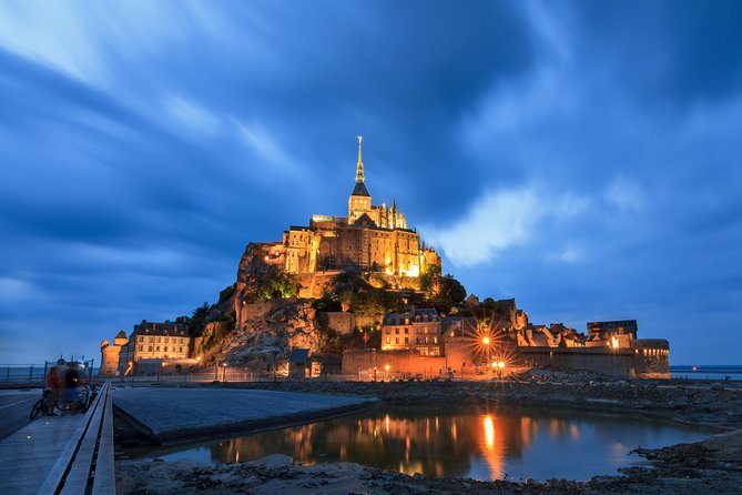 Normandy Loire Valley 3-Days Trip With Mont Saint Michel and Castles From Paris - Day 2: Discovering St. Malo and Mont St-Michel