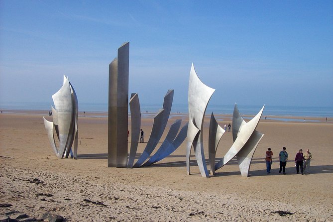 Normandy - Utah, Omaha & U.S. D-Day Sites Full Day Tour From Bayeux - Pointe Du Hoc: Scaling the Cliffs of Heroism