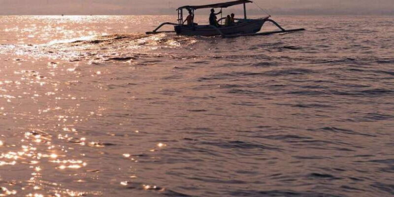 North Bali ; Lovina Sunrise Watching Dolphin - The Sum Up