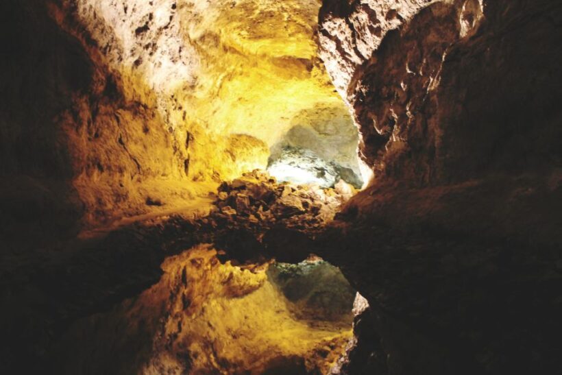 North Lanzarote: Cave, Jameos del Agua, and Viewpoint - An Introduction to a Day in Lanzarote
