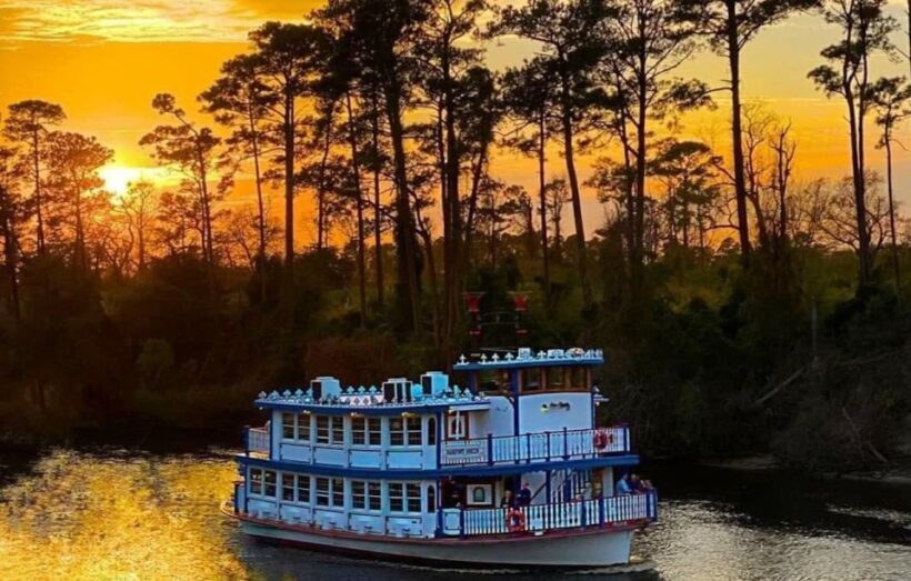 North Myrtle Beach: Dinner Cruise on a Paddle Wheel Boat - Practical Tips and Considerations