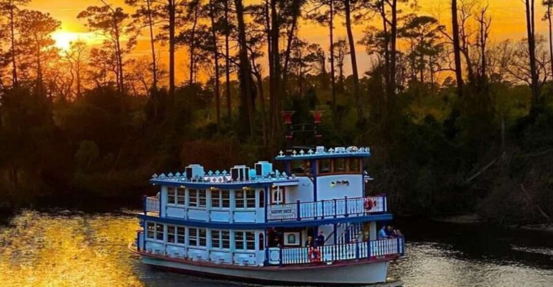 North Myrtle Beach: Dinner Cruise on a Paddle Wheel Boat - Entertainment and Commentary