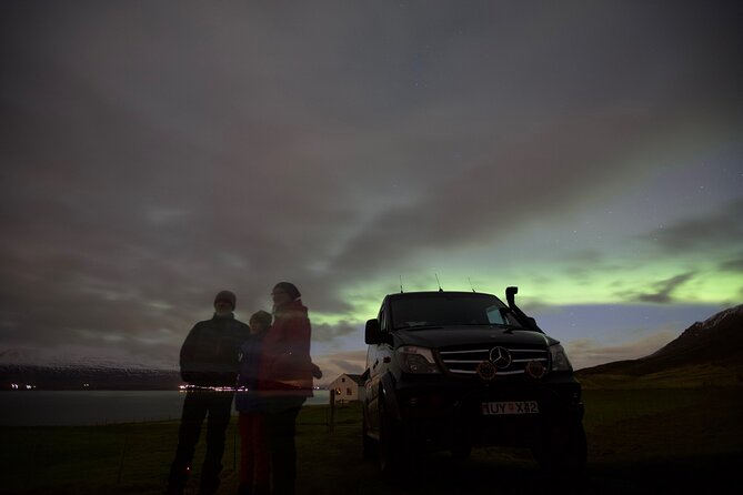 Northern Lights Classic Tour From Akureyri - Customer Feedback and Experiences