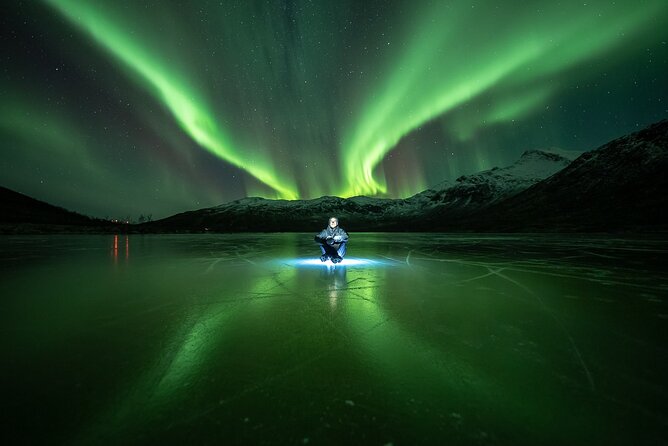 Northern Lights Expedition With Arctic Photo Guide Max 6 Guests - Professional Photography and Personalized Experience