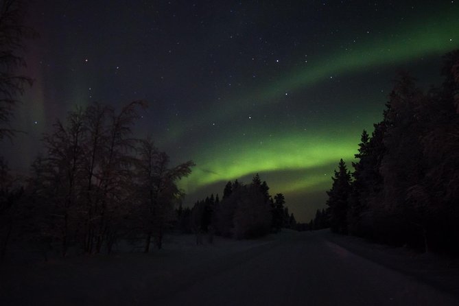 Northern lights hunting with car - Why This Tour Stands Out