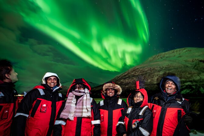 Northern Lights in Focus Tour by Minibus, German/ English, Meal - Tour Experience and Highlights